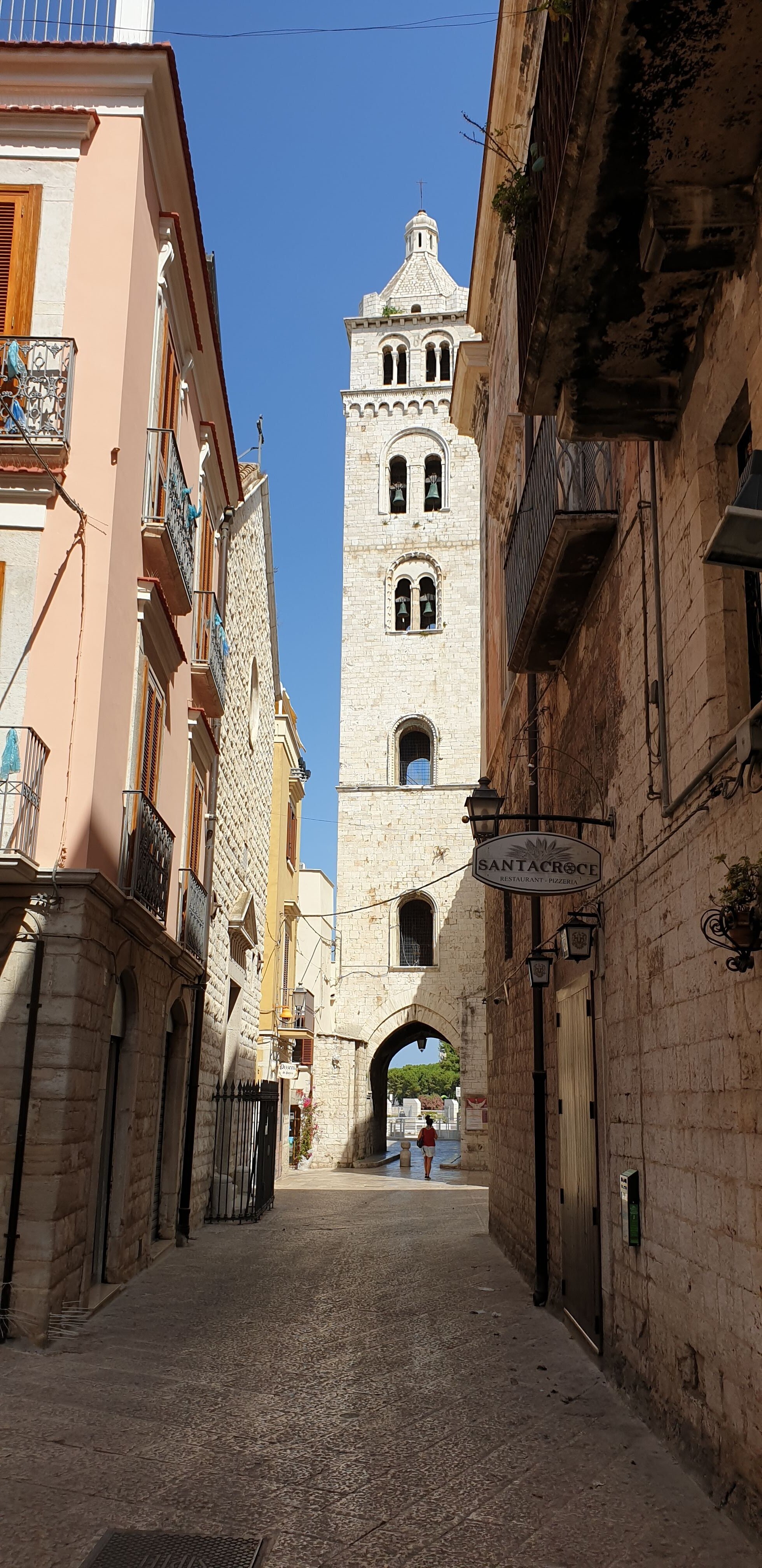 A week in Barletta: beaches and sights in the north of Puglia