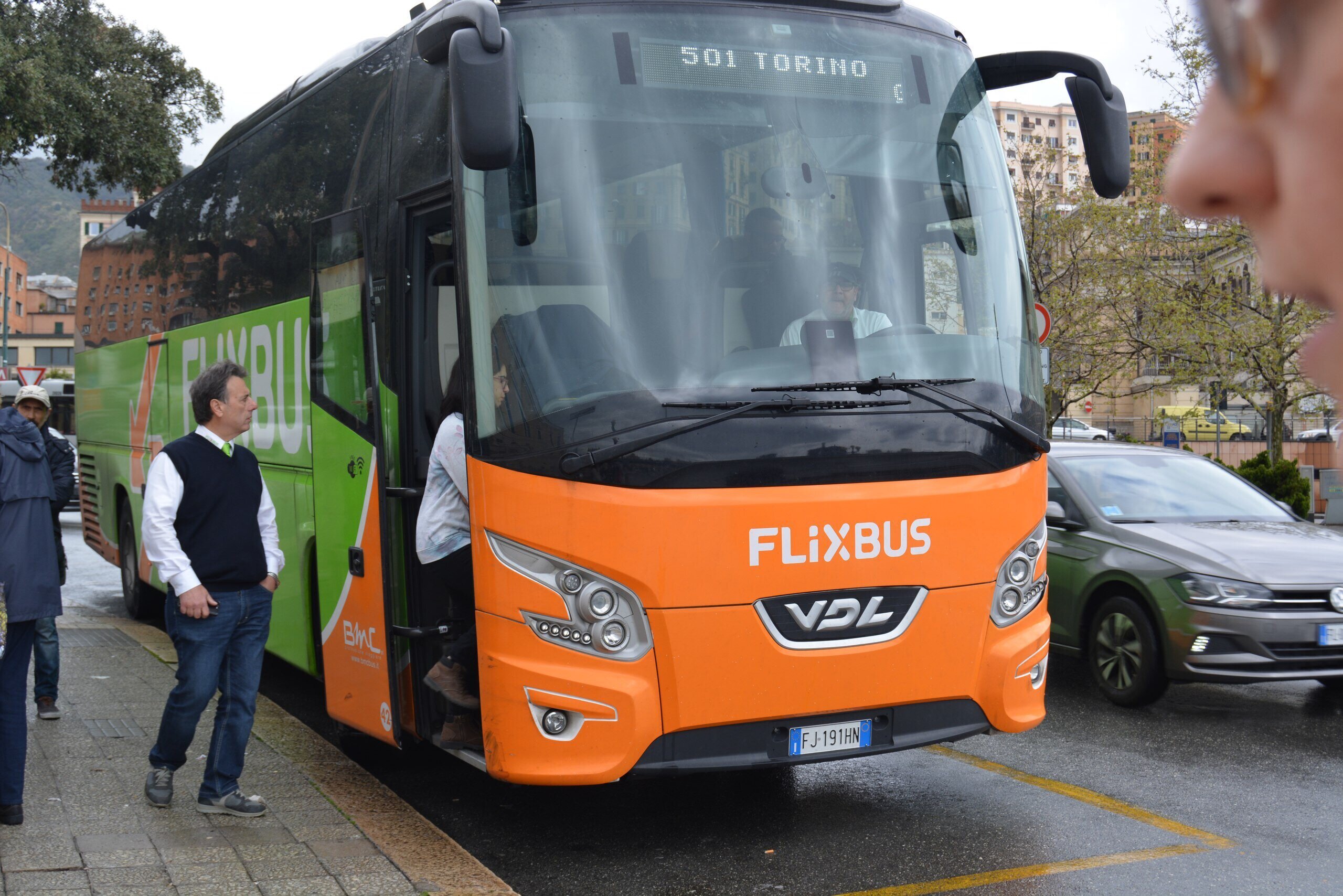 Genoa - Monaco by public transportation: how to get there by bus and train