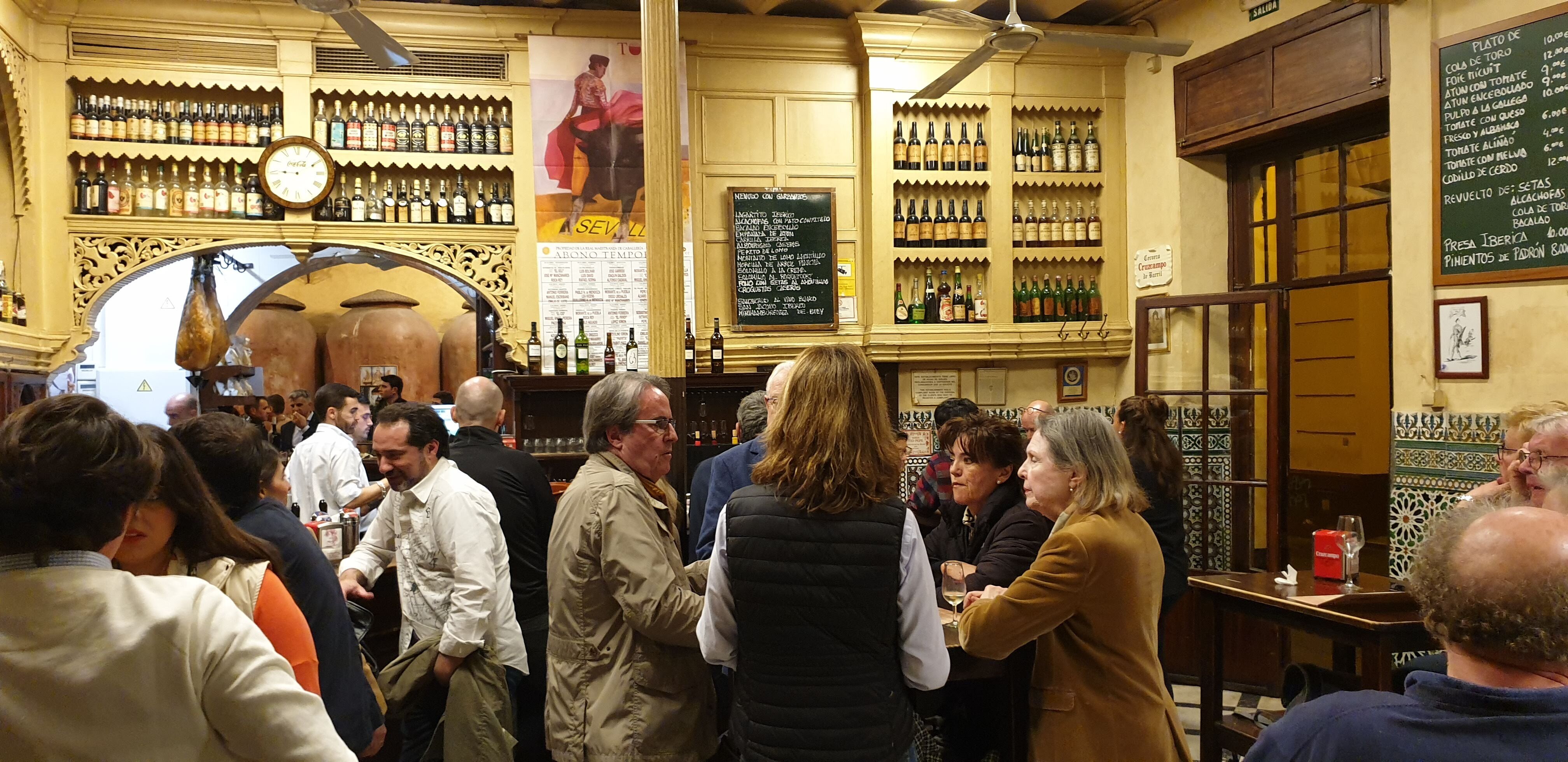 Tapas itinerary in Seville: authentic bars, best tapas, and tips and tricks