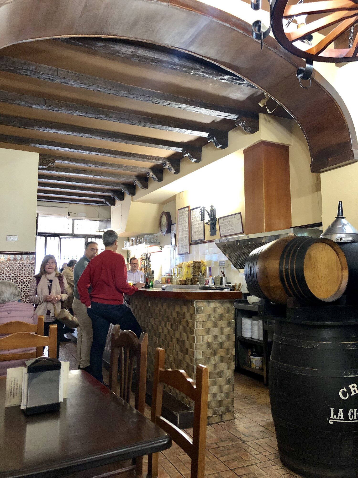 Tapas itinerary in Seville: authentic bars, best tapas, and tips and tricks
