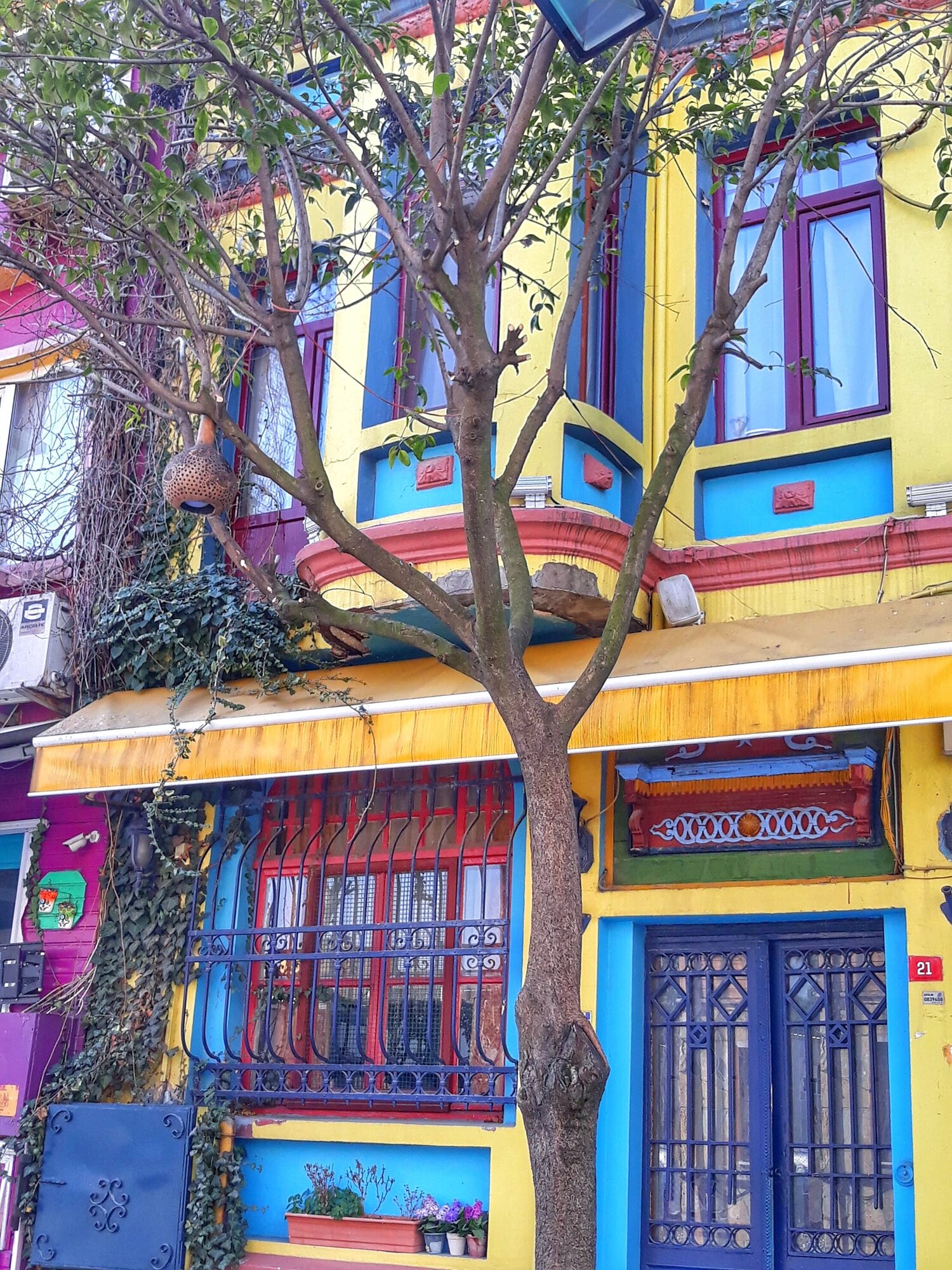 Taht and more: 14 beautiful locations for photo shoots in Istanbul