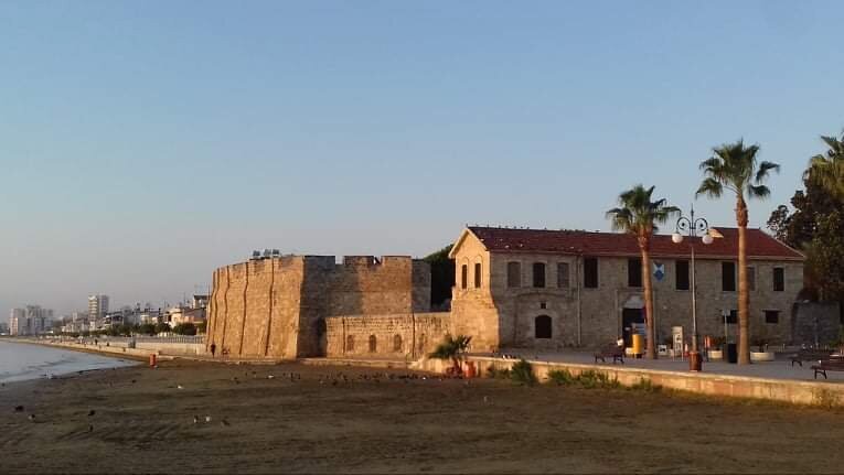 Fenikoudes, Mackenzie and Kastella: A guide to Larnaca's main beaches