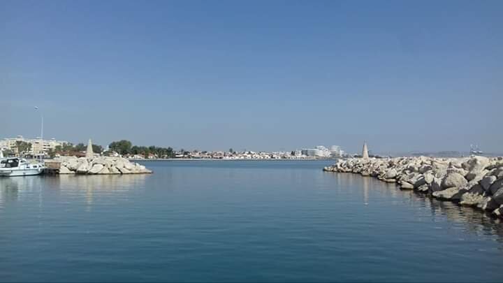 Fenikoudes, Mackenzie and Kastella: A guide to Larnaca's main beaches