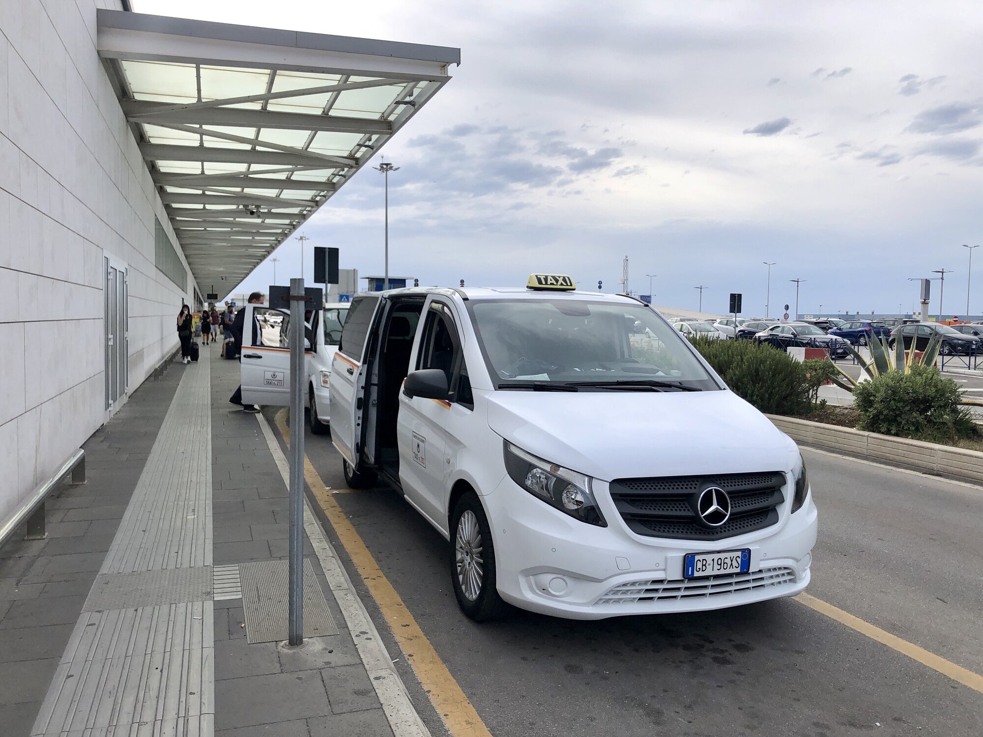 All ways to get to and from Palermo airport