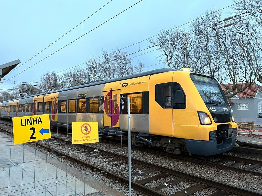 Everything you need to know about Porto's metro, buses and trains